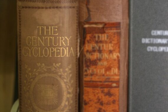 Best general reference apps for Android - Android Authority