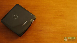 Brookstone HDMI Pocket Projector Review [video]
