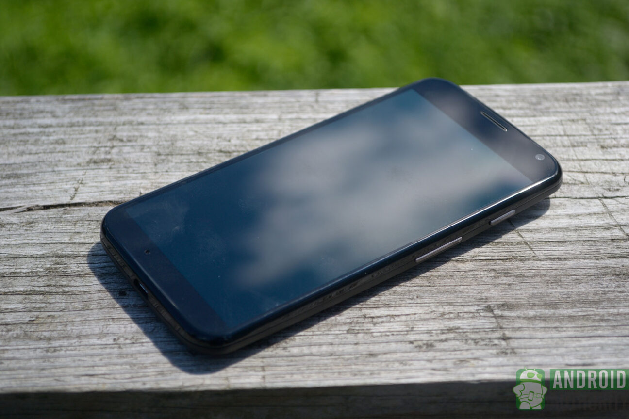 Moto X review (video)