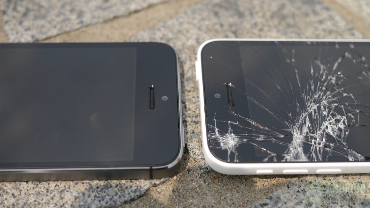 iPhone 5s vs 5c drop test: is Apple’s plastic better?