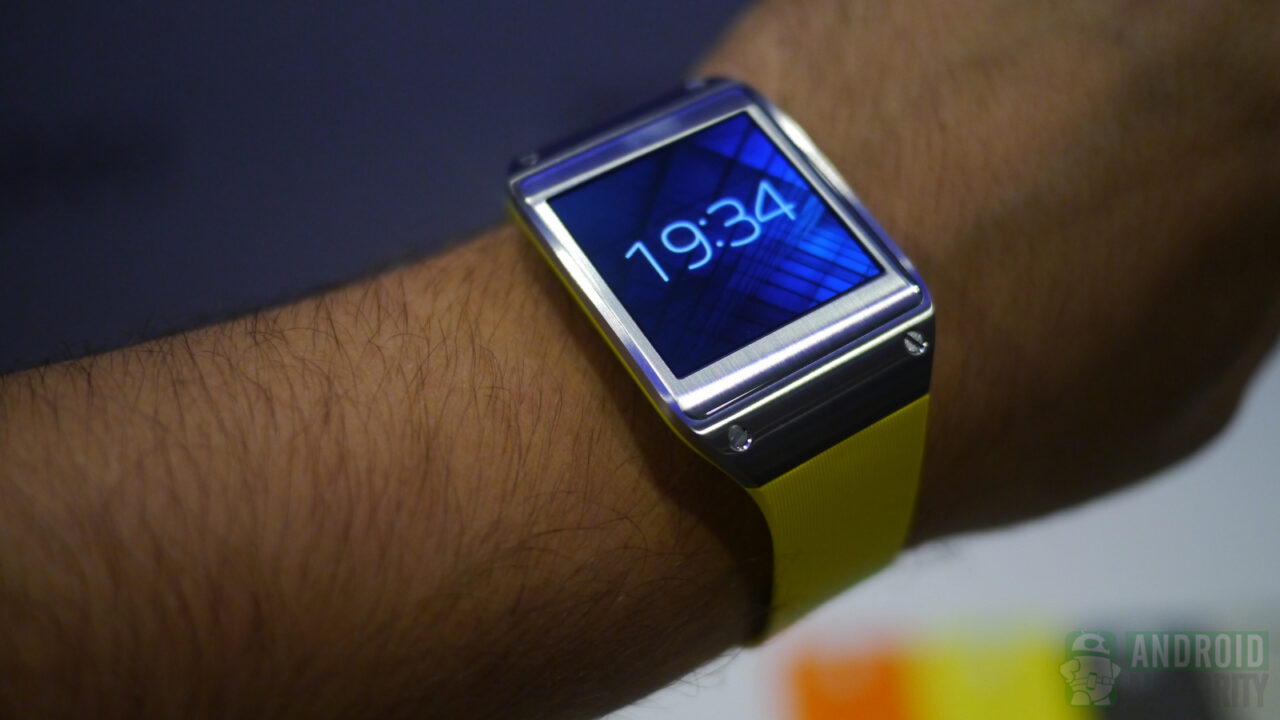 Galaxy Gear hands-on and first impressions - Android Authority