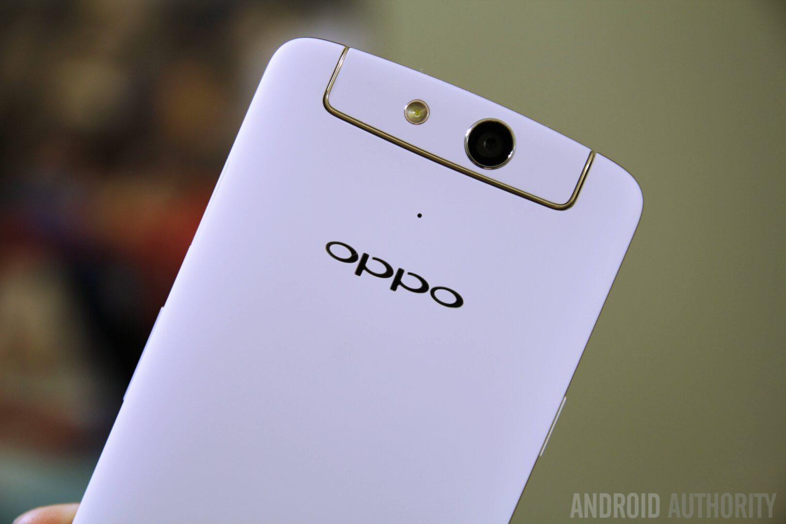 8 smartphone gimmicks that might not be so bad after all - Android ...