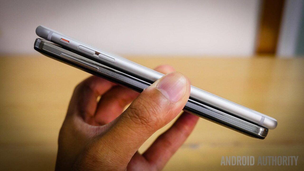 iPhone 6 Plus vs Galaxy Note 3 quick look