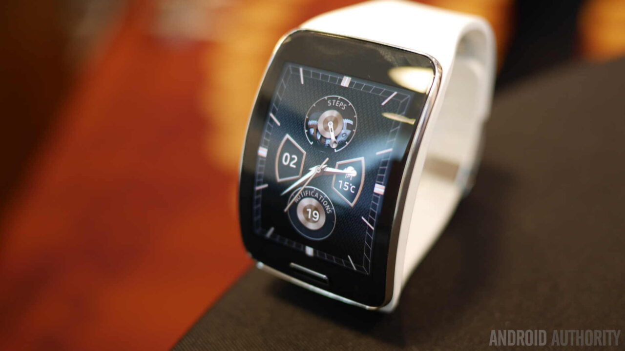 Samsung Gear S hands-on