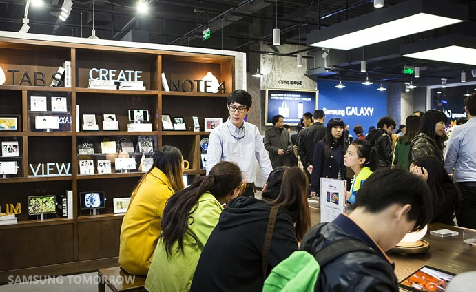 Samsung opens Beijing "Lifestyle Store" as part of renewed China push