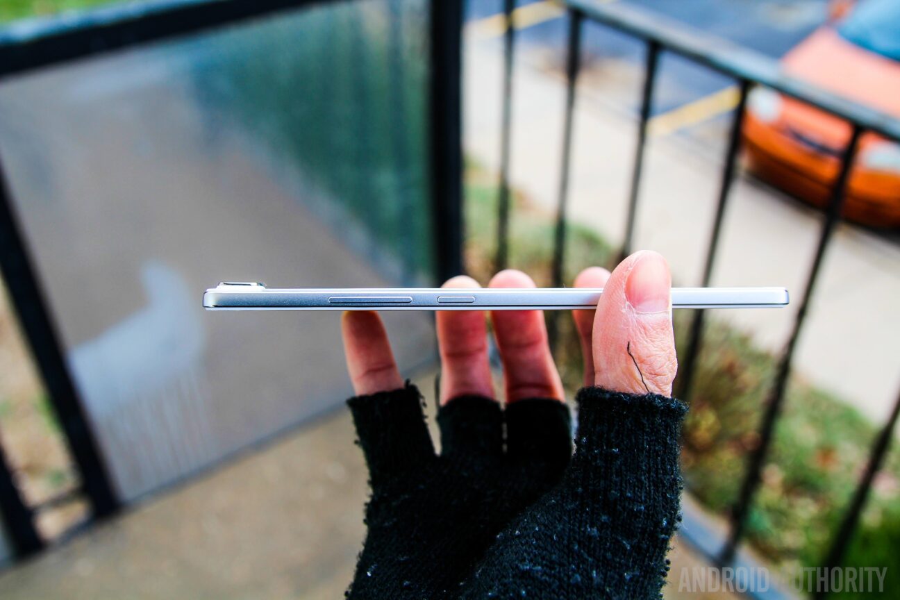 Do you really want a thinner smartphone? Why? - Android Authority