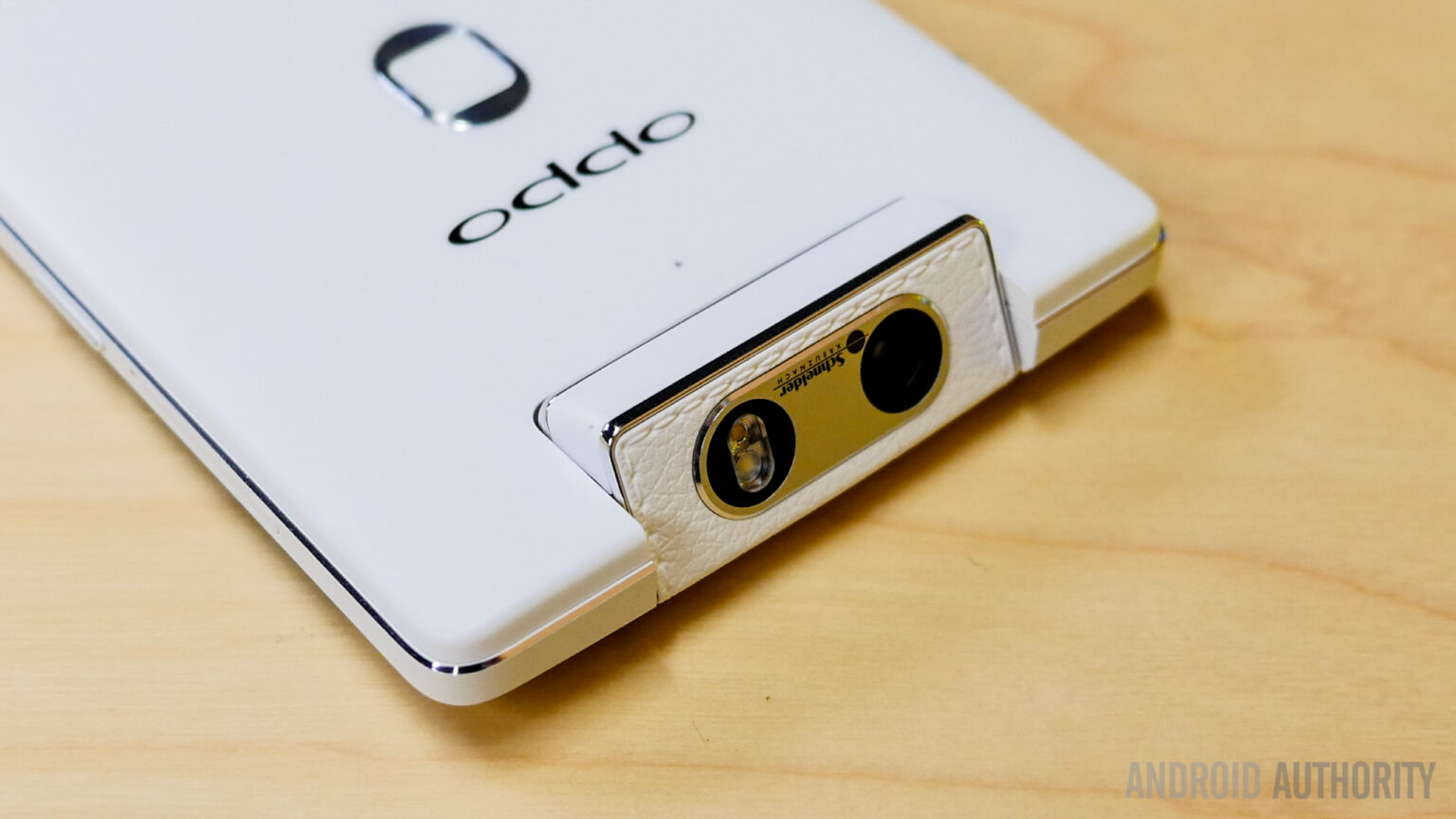 8 smartphone gimmicks that might not be so bad after all - Android ...