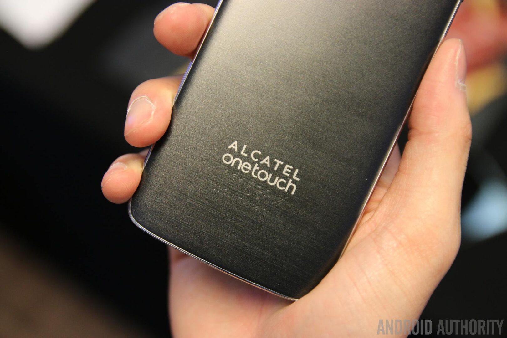 Alcatel OneTouch unveils another 2 phones, a tablet and WiFi boxes