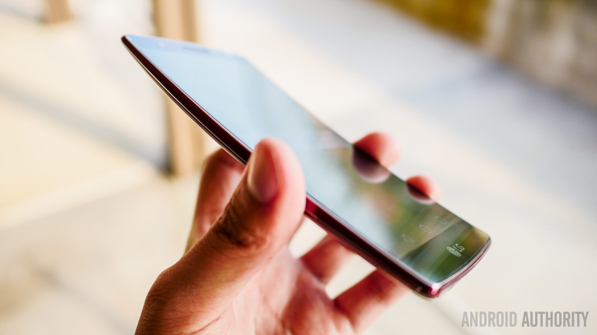 LG Display to invest one billion in flexible OLED panels