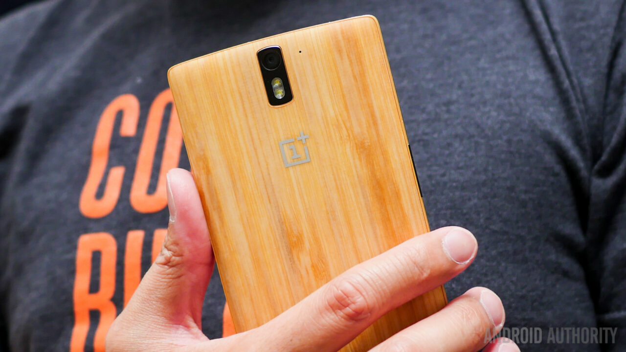 OnePlus One StyleSwap Bamboo cover installation and review