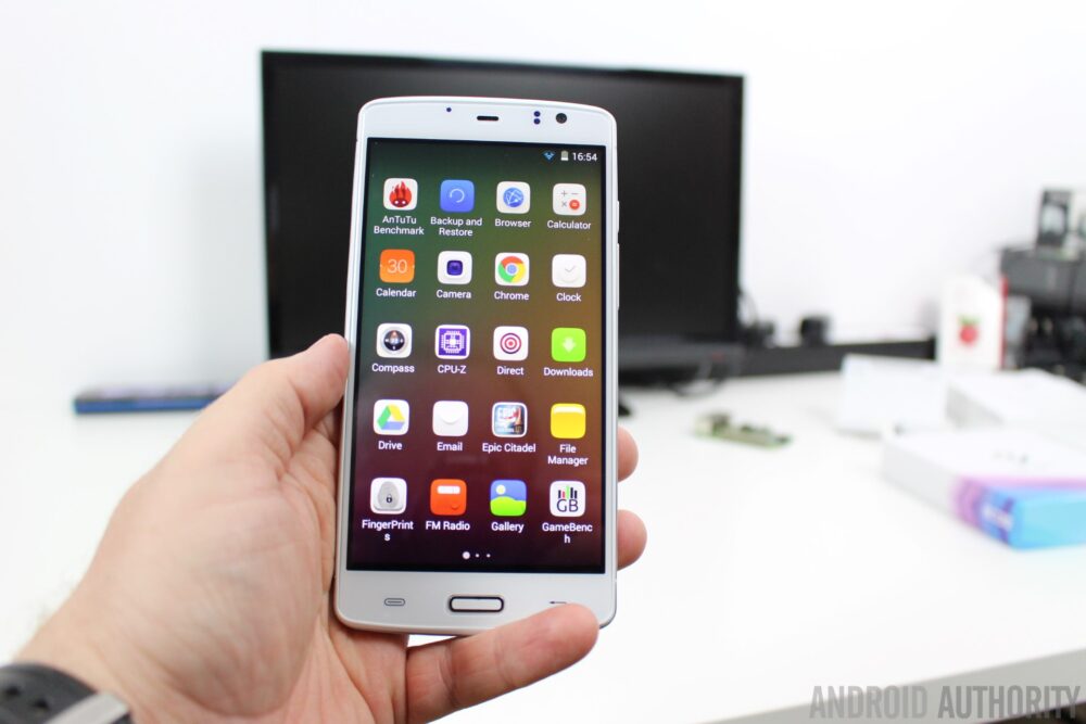 Ecoo Aurora E04 review - Android Authority