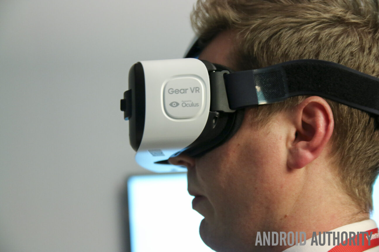 First look at the updated Samsung Gear VR