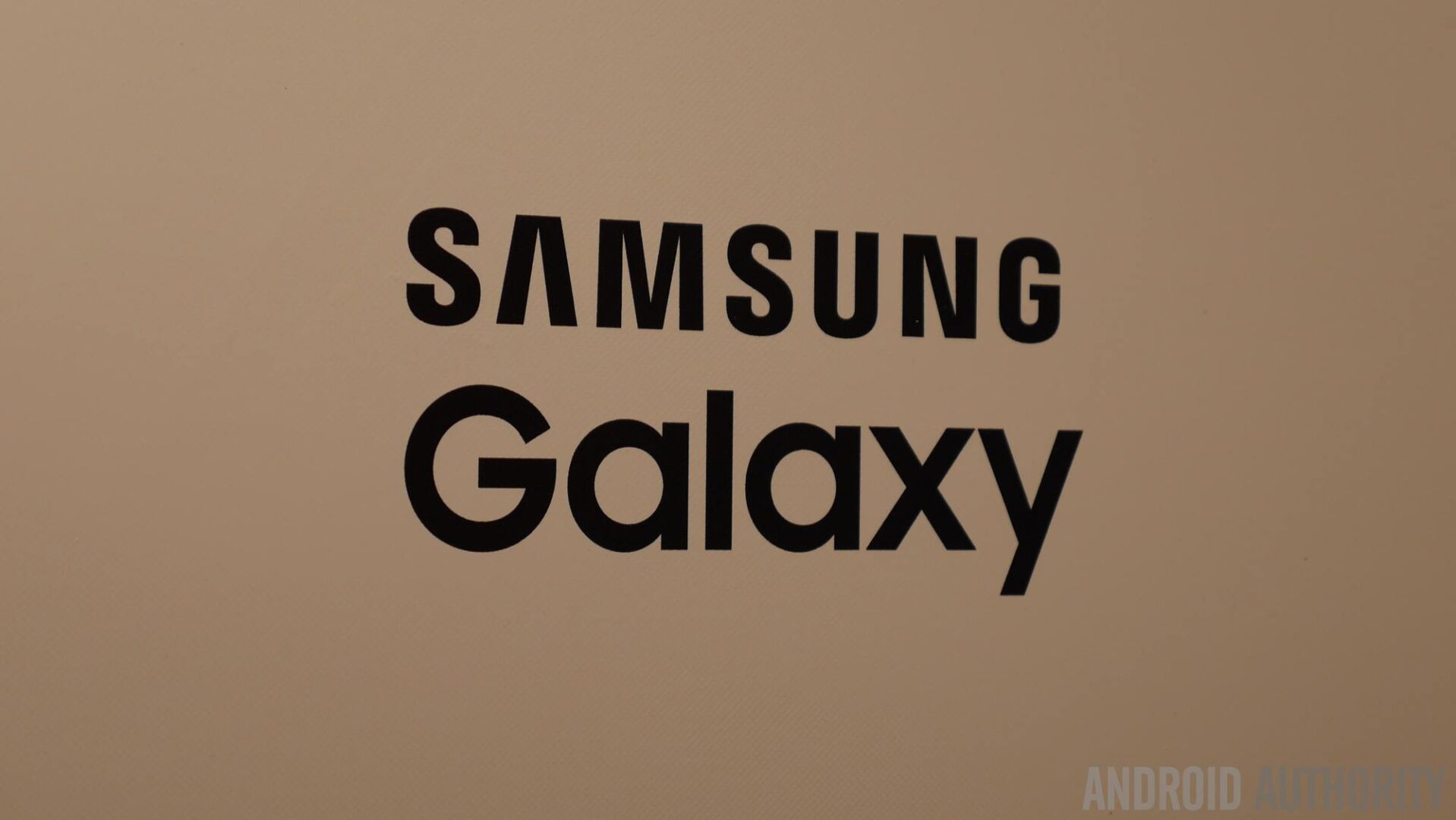 Samsung explains how it wants to differentiate its app store - Android ...