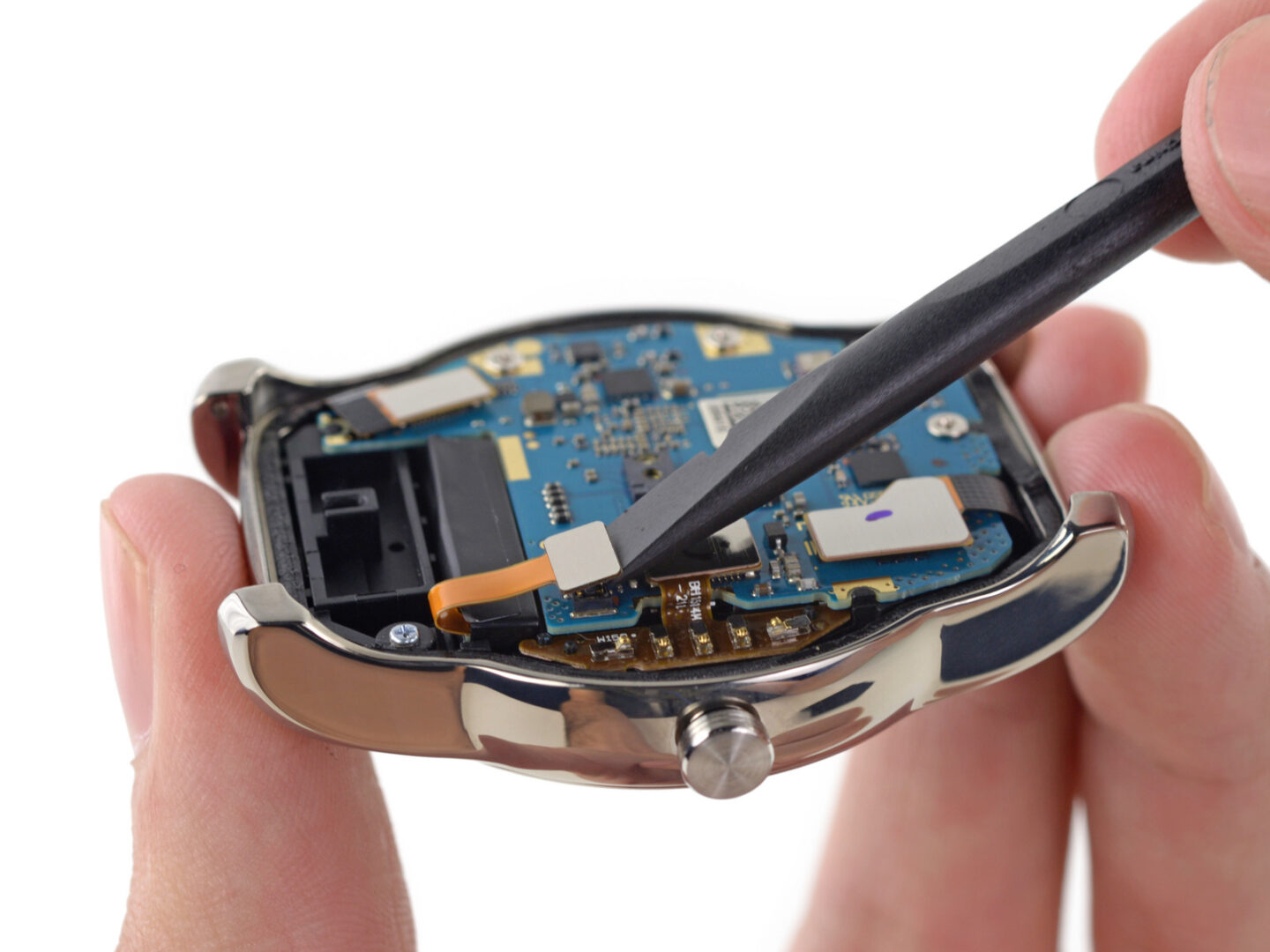 Teardown: take a better look inside the LG Watch Urbane