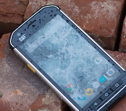 The new Cat S40 smartphone can withstand drops from up to 1.8 meters high