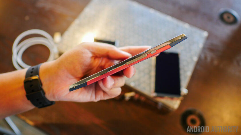 Turing Phone first look: a focus on security, inside and out