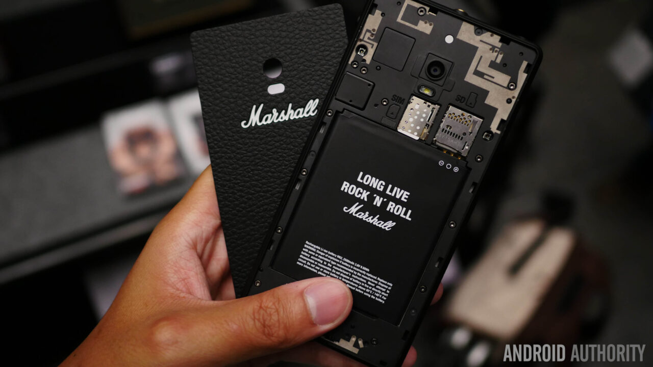 Marshall London hands-on: a smartphone for music fans