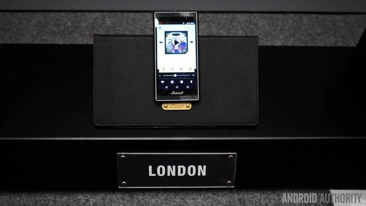 Marshall London hands-on: a smartphone for music fans