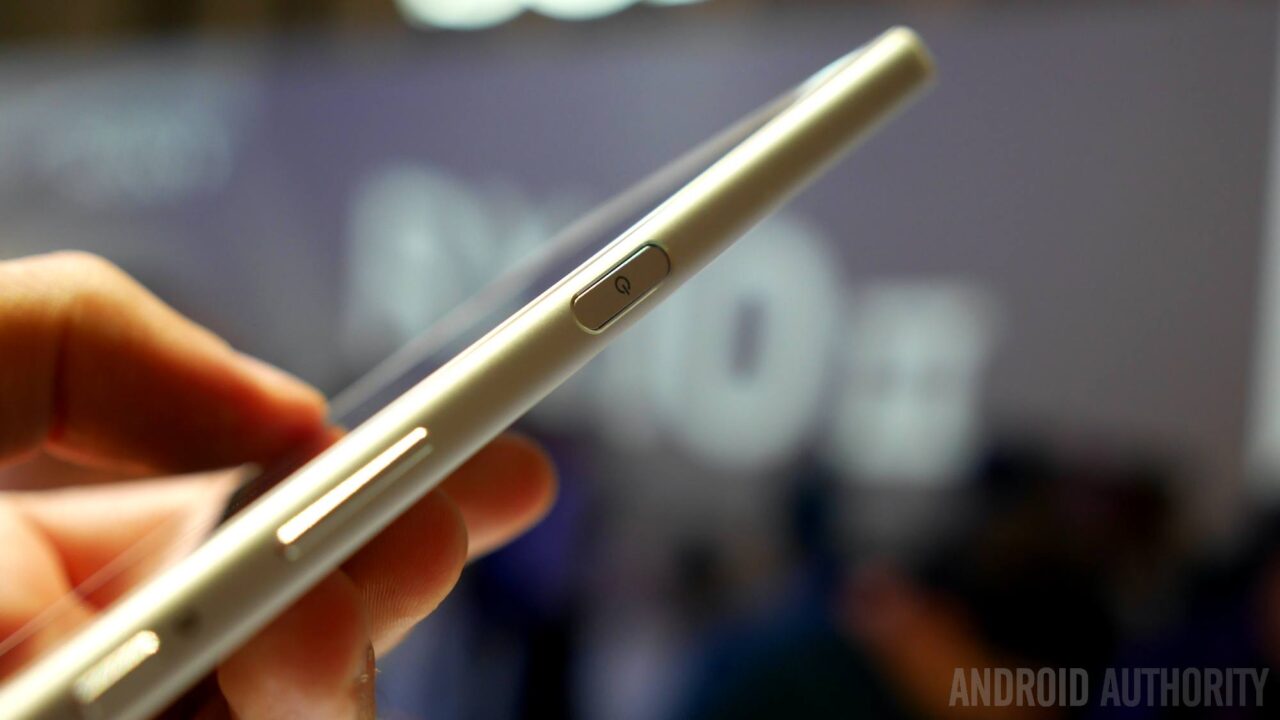 The Xperia Z5 Premium has a 4K display: why in the world?