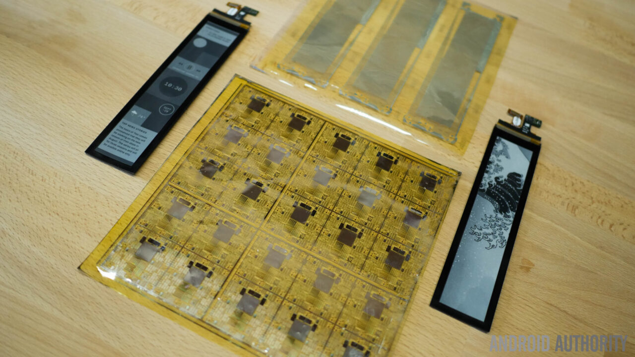 Video: Wove band puts a truly flexible e-ink display on your wrist