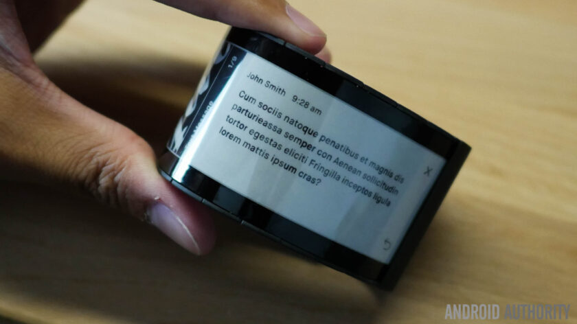 Video: Wove band puts a truly flexible e-ink display on your wrist