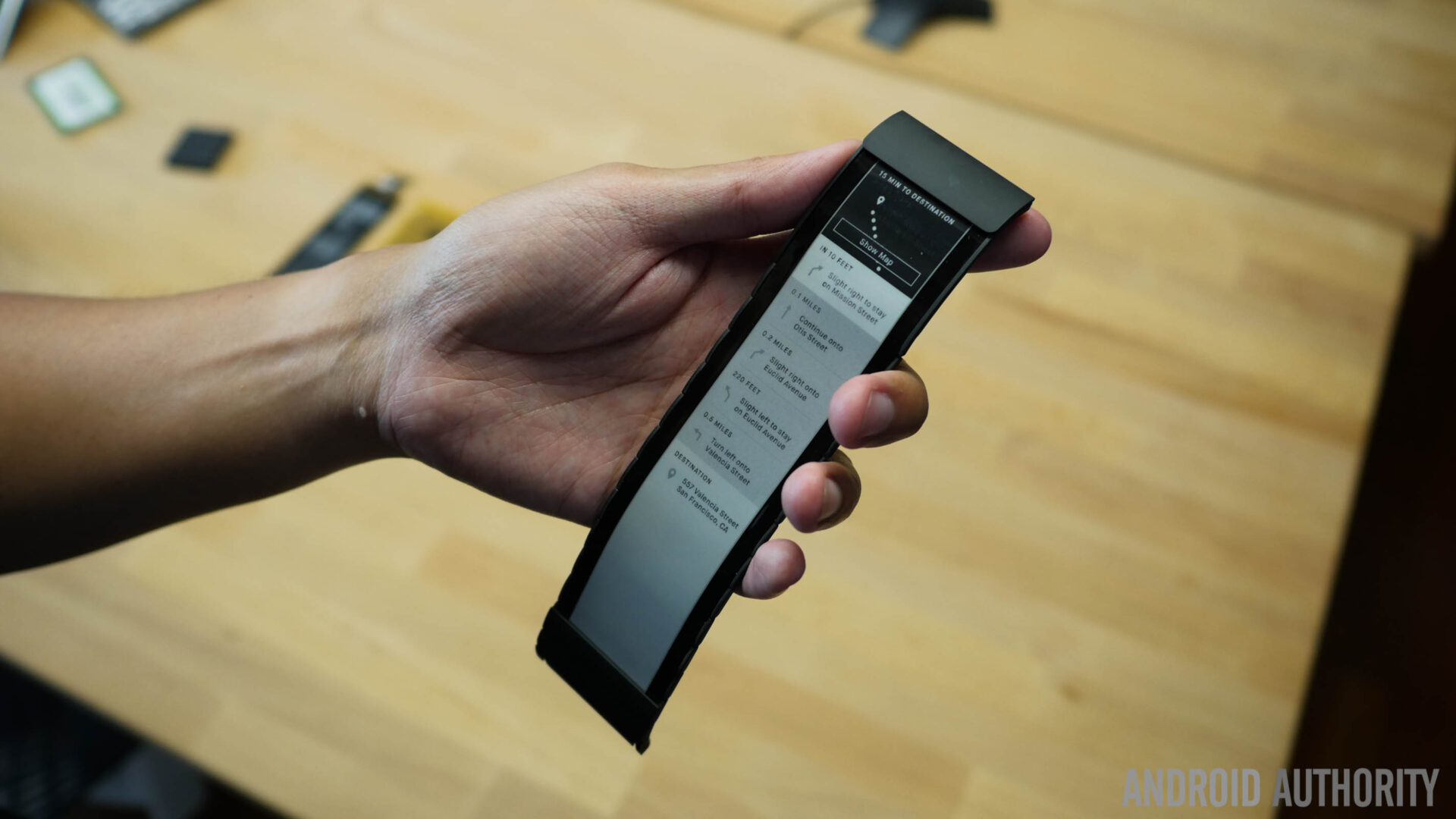 Hands-on with the futuristic Wove Band