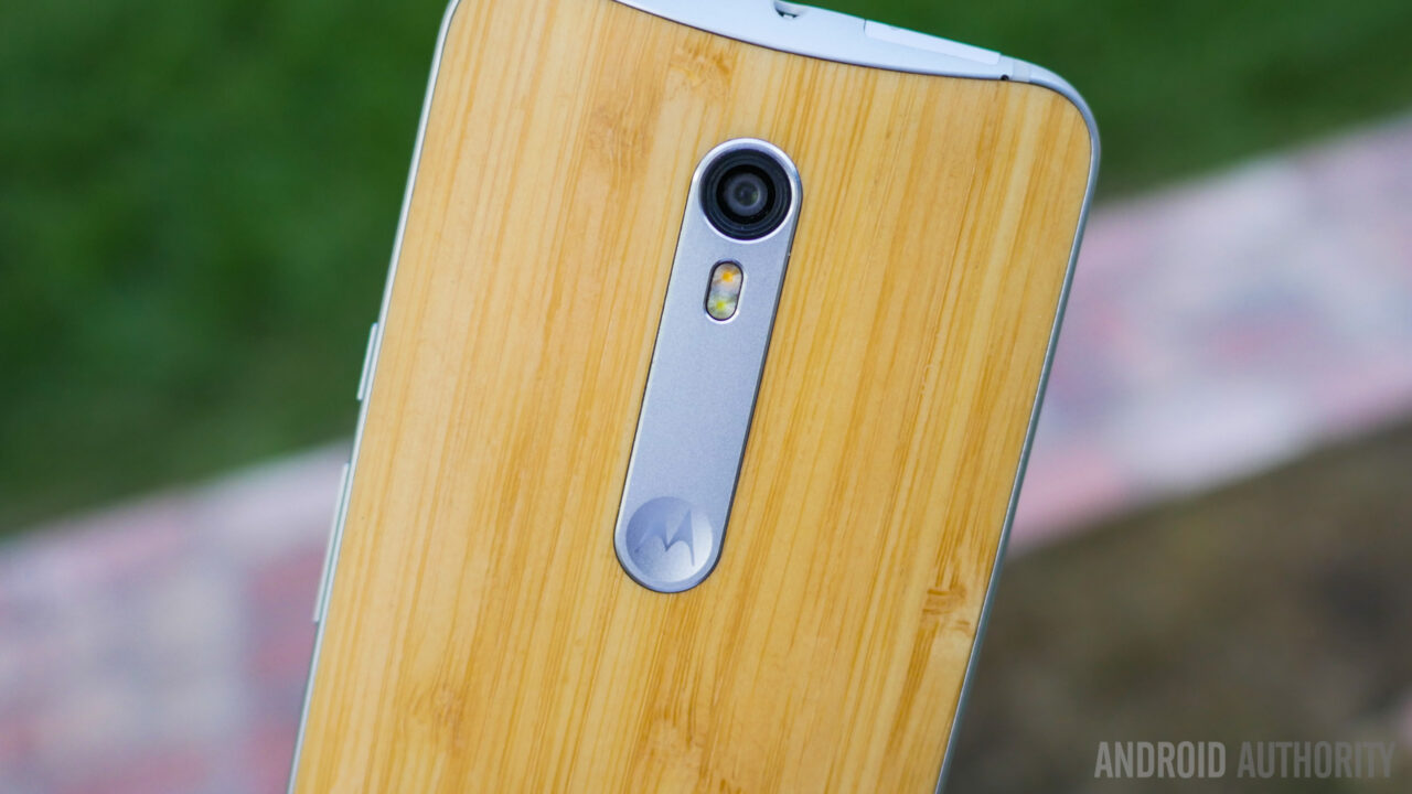 Updated Motorola email app appears on Google Play