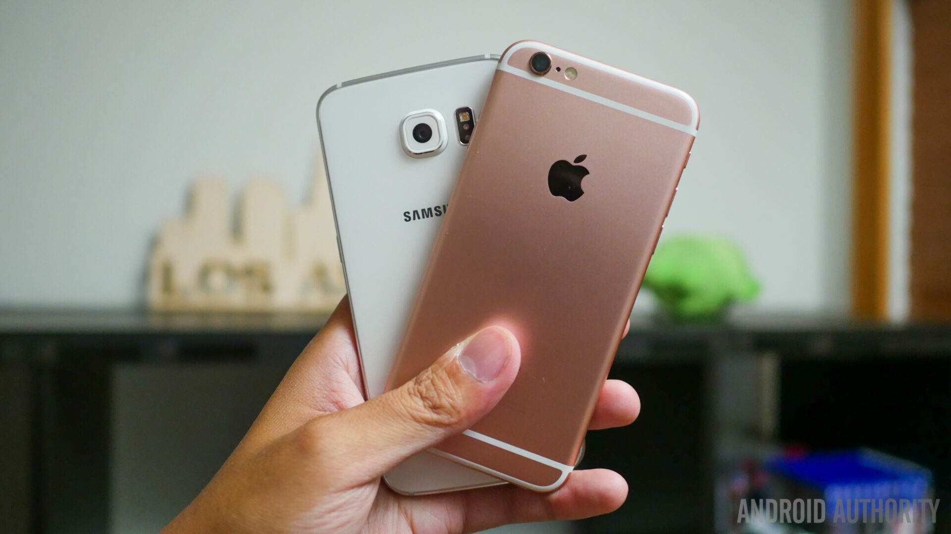 Samsung Galaxy S6 vs iPhone 6s