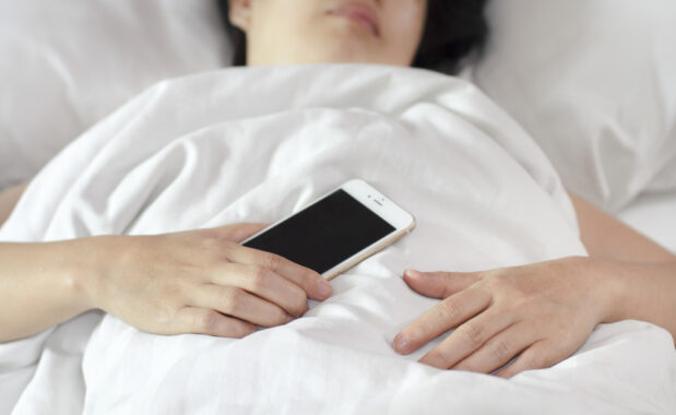 Poor sleep? We can't entirely blame our smartphones for it