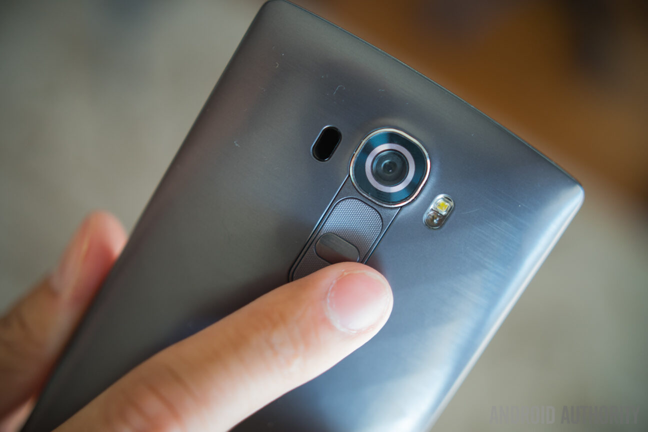 This decade-old LG phone sparked my love for photography — then it died