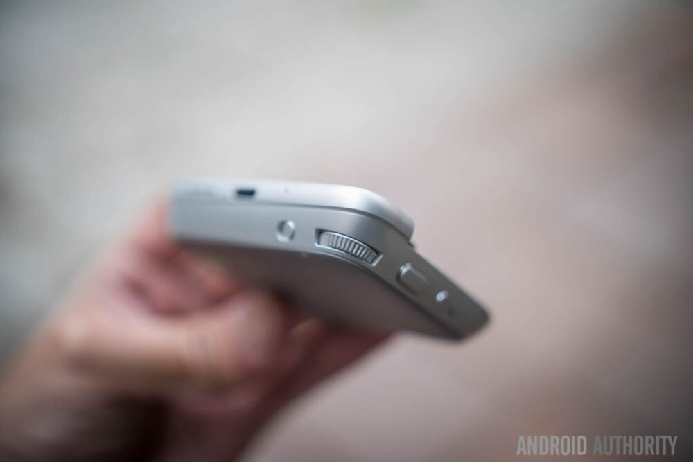 LG G5 camera module demonstration