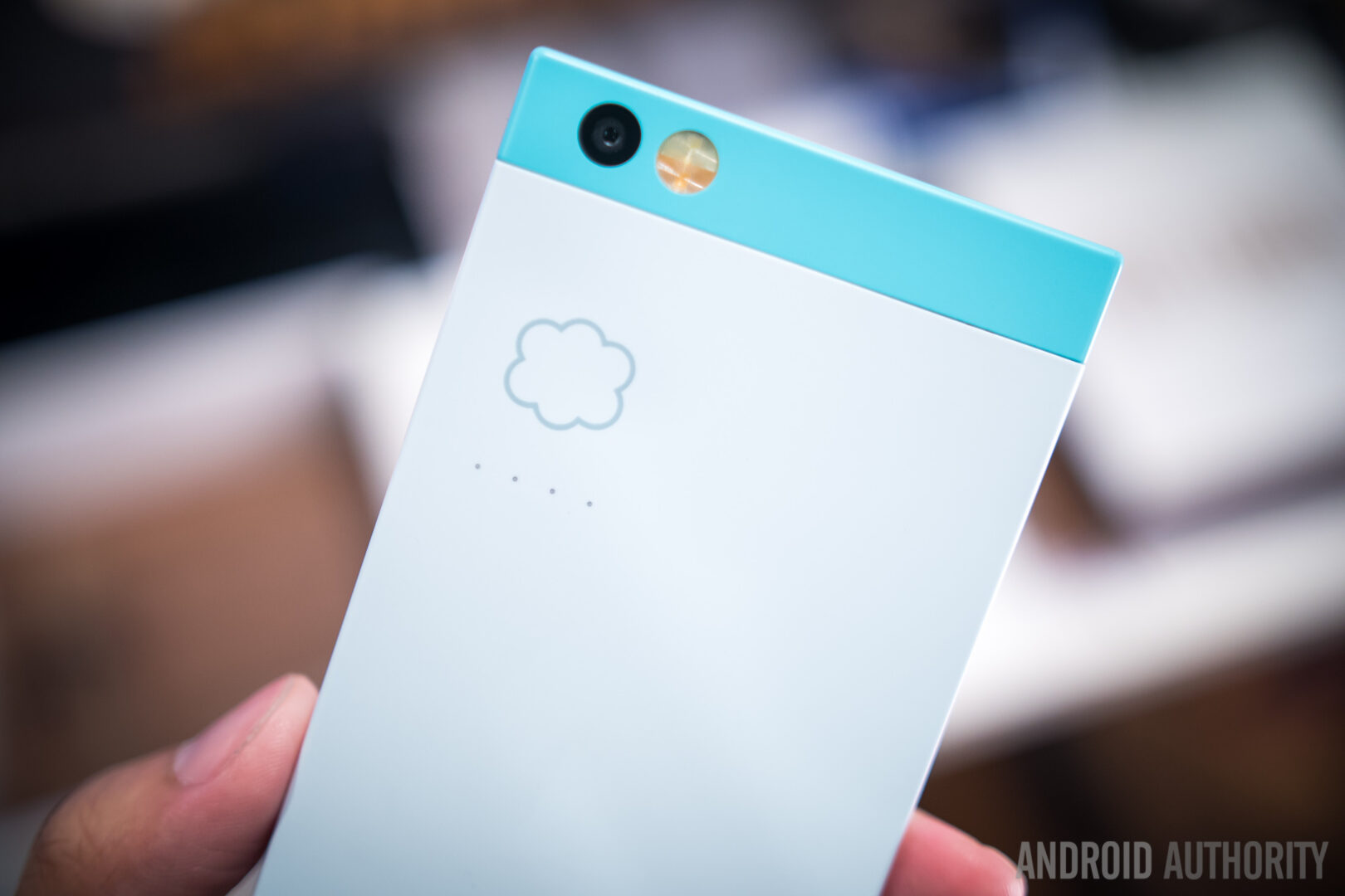 Unboxing... the Nextbit Robin - Android Authority