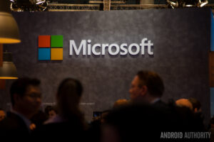 It's time for Microsoft to go all in on Android since Windows Mobile is ...