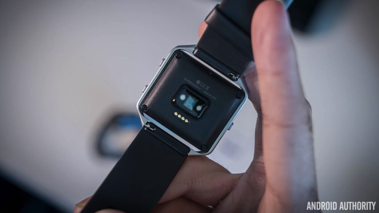 Fitbit Blaze review - Android Authority