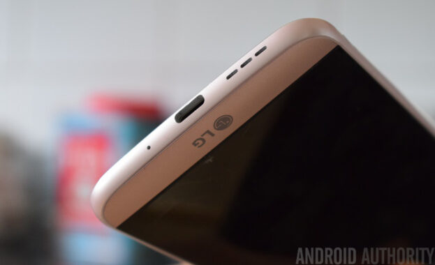 HTC 10 and LG G5 breach the USB Type-C spec, but does it matter?