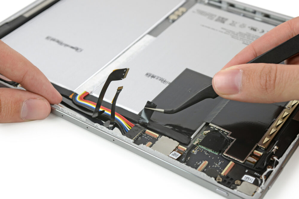 Google's Pixel C gets the teardown treatment - Android Authority