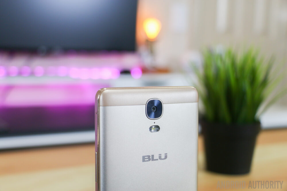 BLU Energy XL review - Android Authority