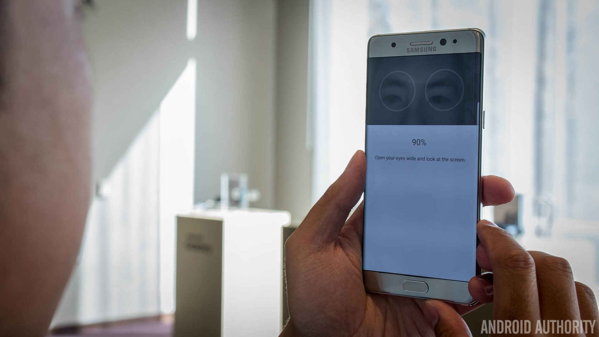 Samsung explains how the Galaxy Note 7 iris scanner works - Android ...