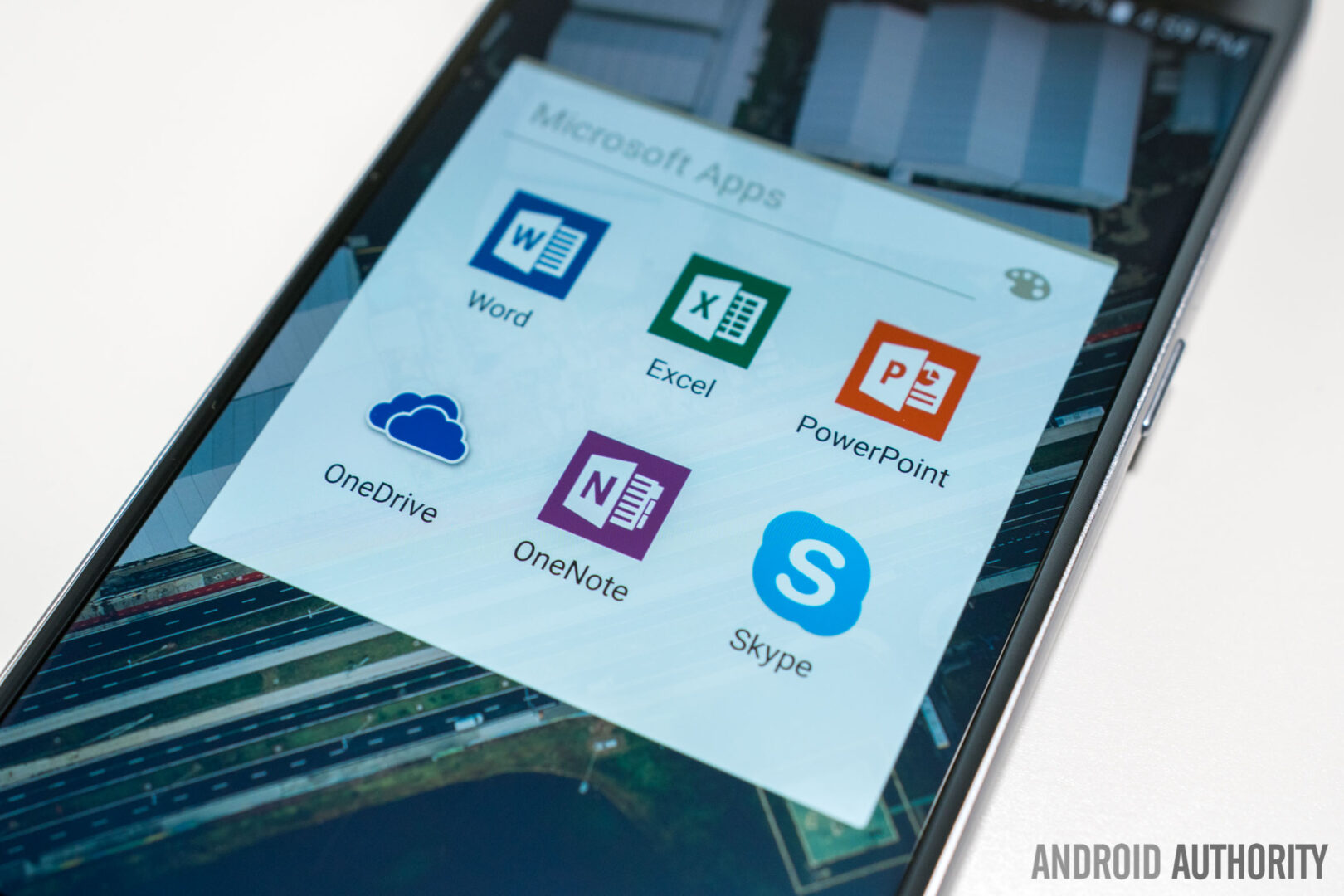It's time for Microsoft to go all in on Android since Windows Mobile is ...
