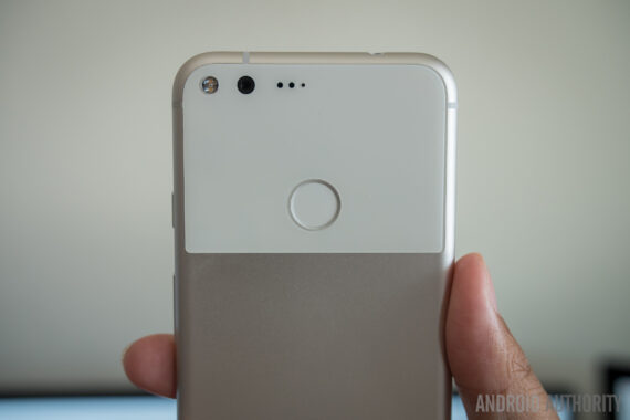 How much does the Google Pixel XL cost to make?