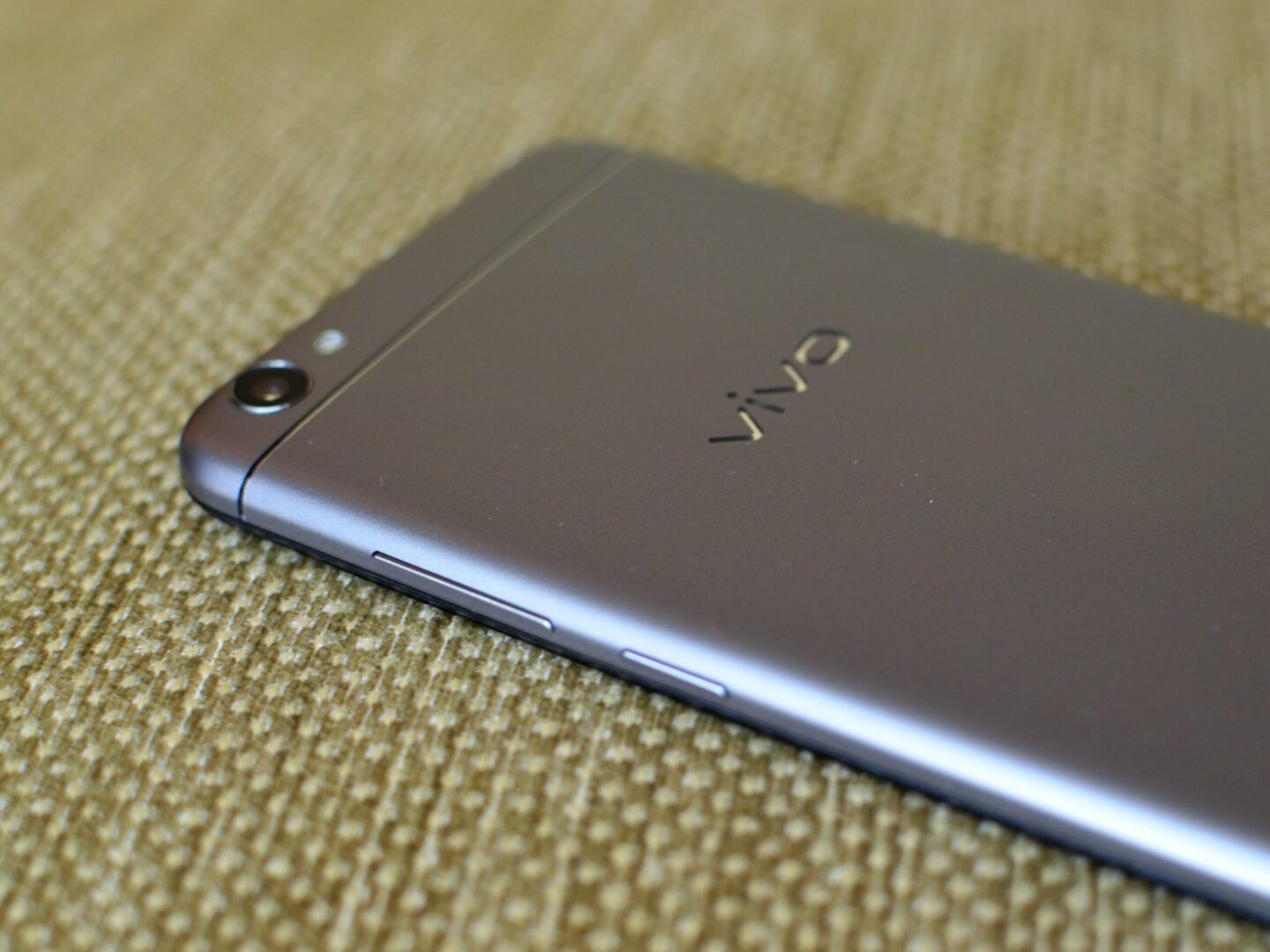 vivo V5: Hands on and first impressions - Android Authority