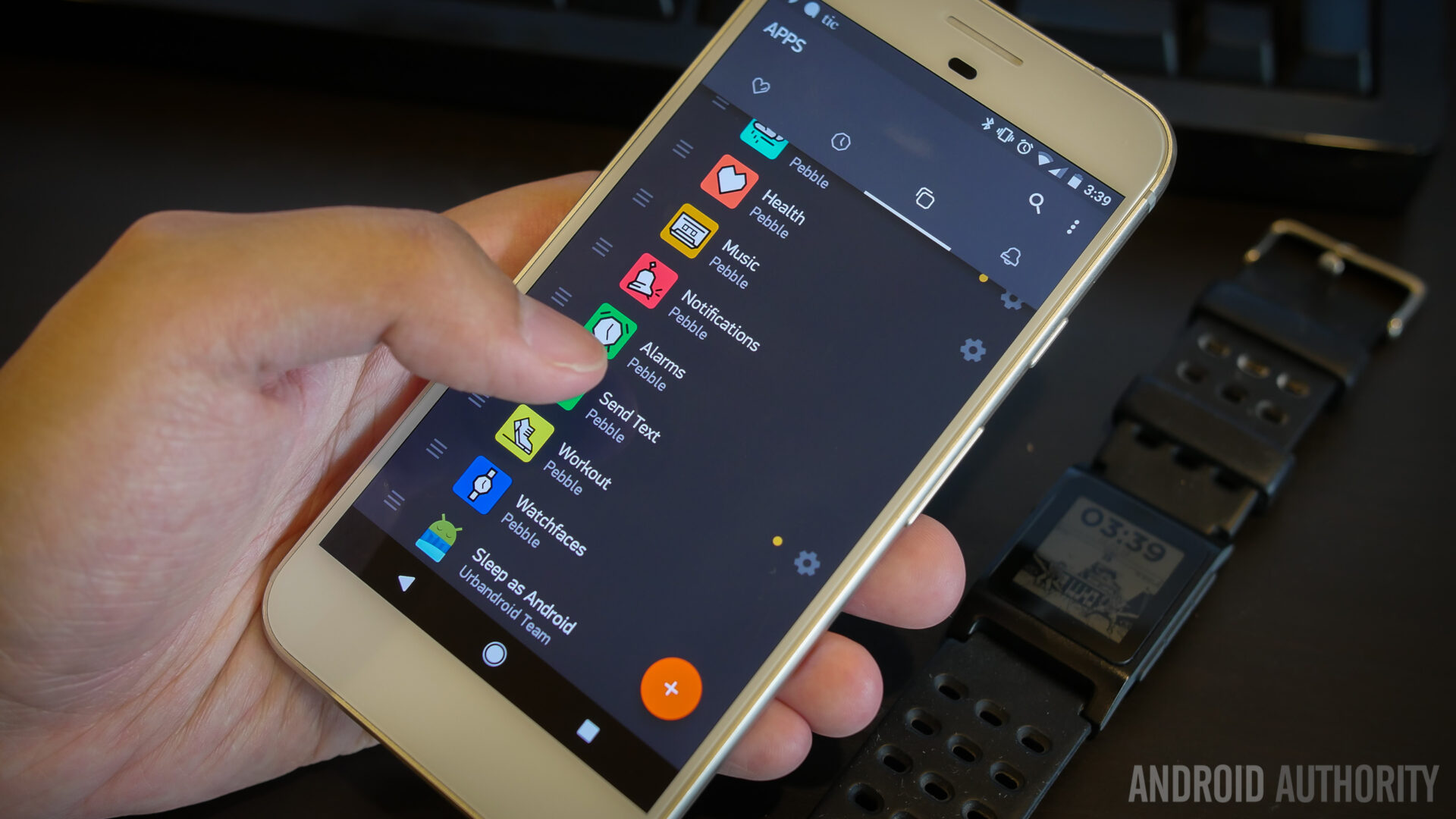New Pebble update ensures your watch continues to work without online ...