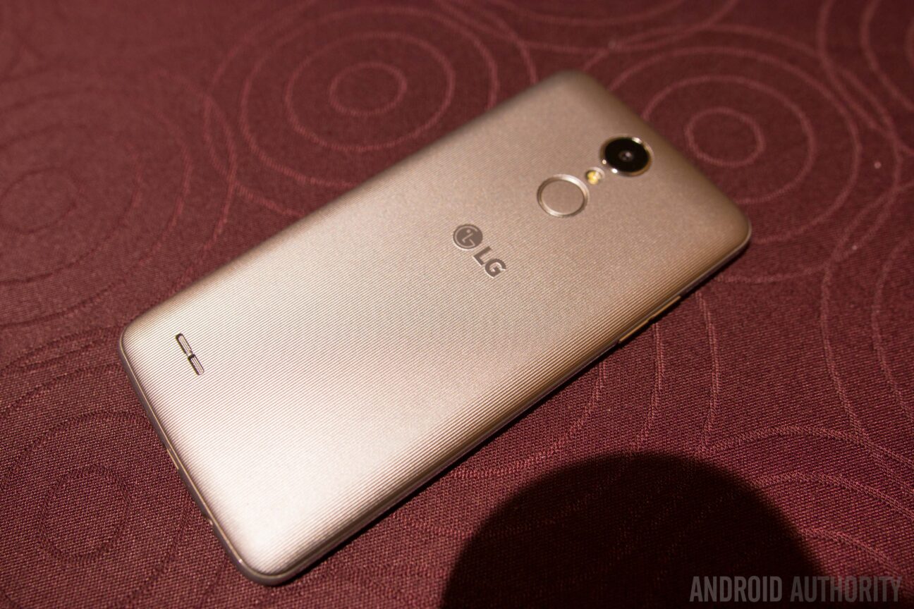 Woman wins $200,000 case after her phone started a house fire - Android ...