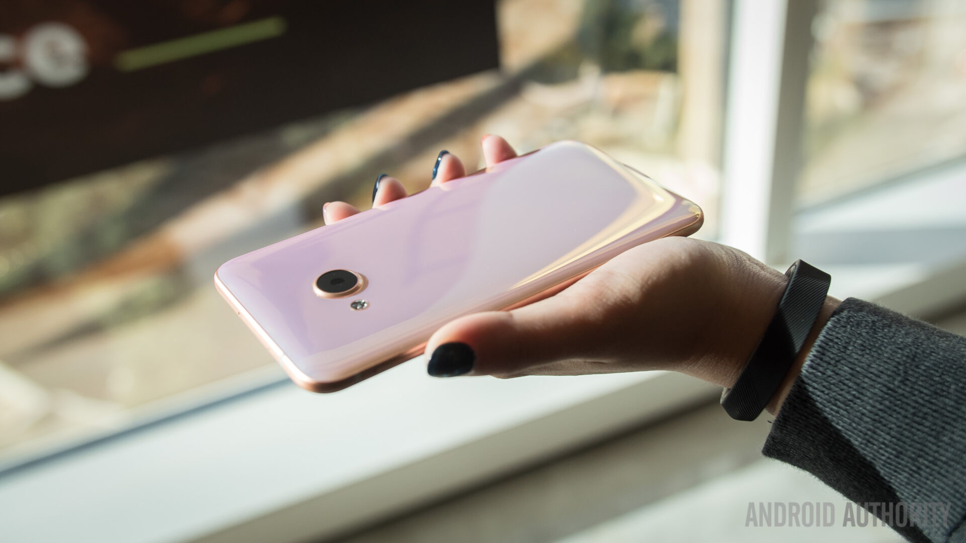 HTC U Ultra: hands-on, price, specs, and release date!
