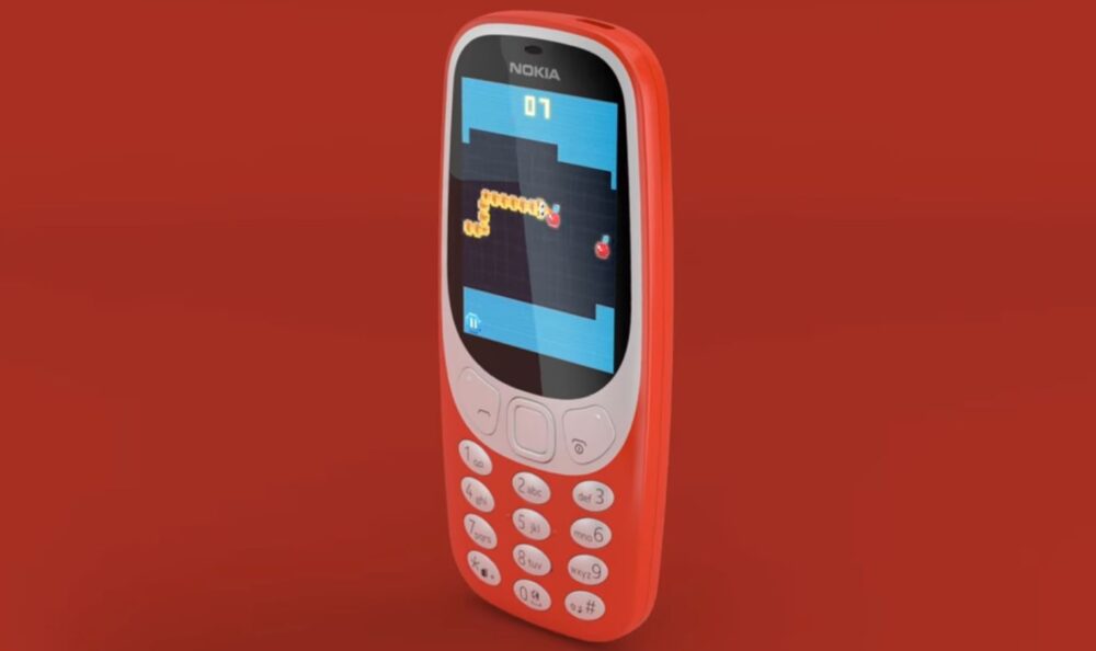 The Nokia Snake slithers its way back on the new 3310 feature phone