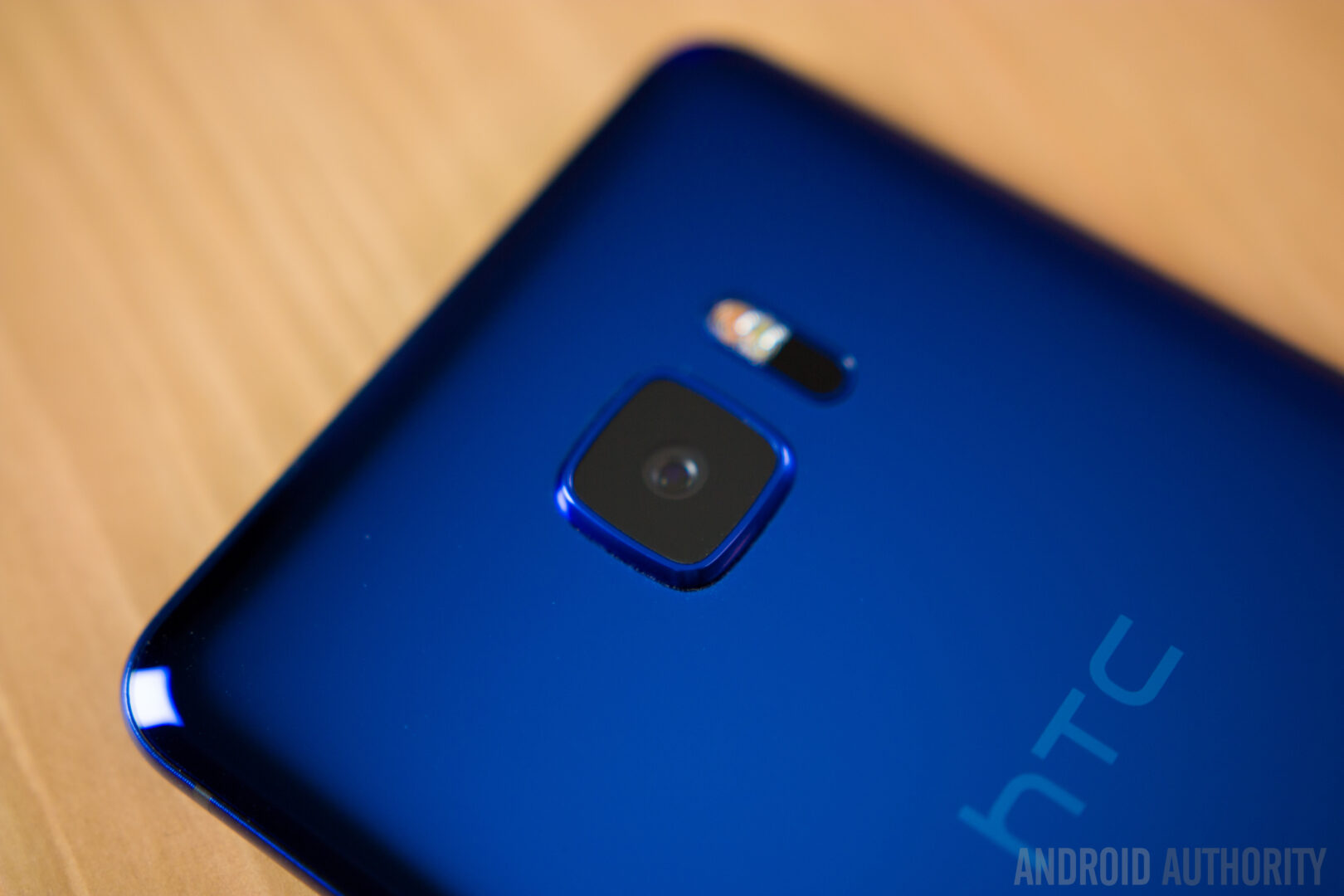 HTC U 11 retail box leak corroborates previous specs rumors