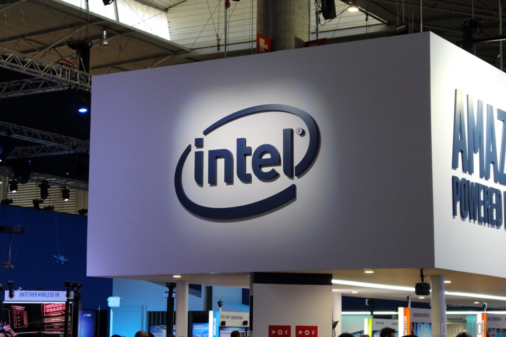 Is Intel rattled about Windows emulation on the Snapdragon 835?