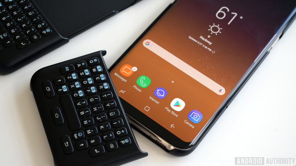 These are the accessories for the Samsung Galaxy S8