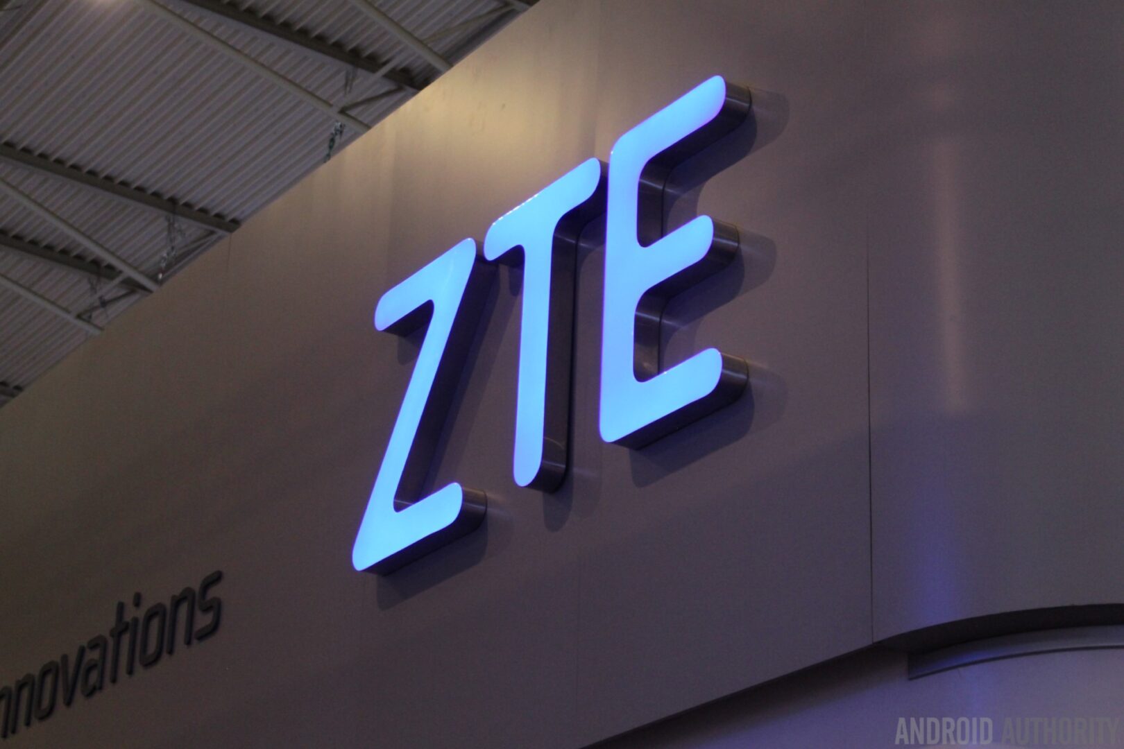 ZTE and AT&T rumored to give the dual-screened life a chance with the ...