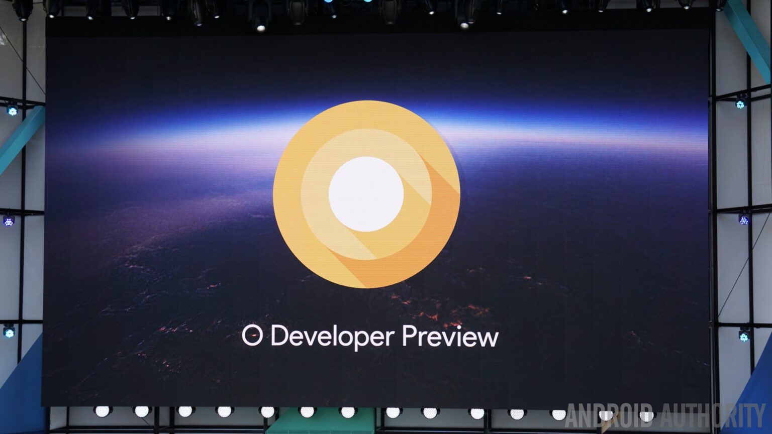 Android O Developer Preview 3 released, includes final APIs and official SDK